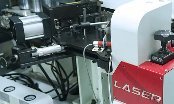 Huahuacnc - Product - Laser edge banding machine HH-706RLK-Laser300